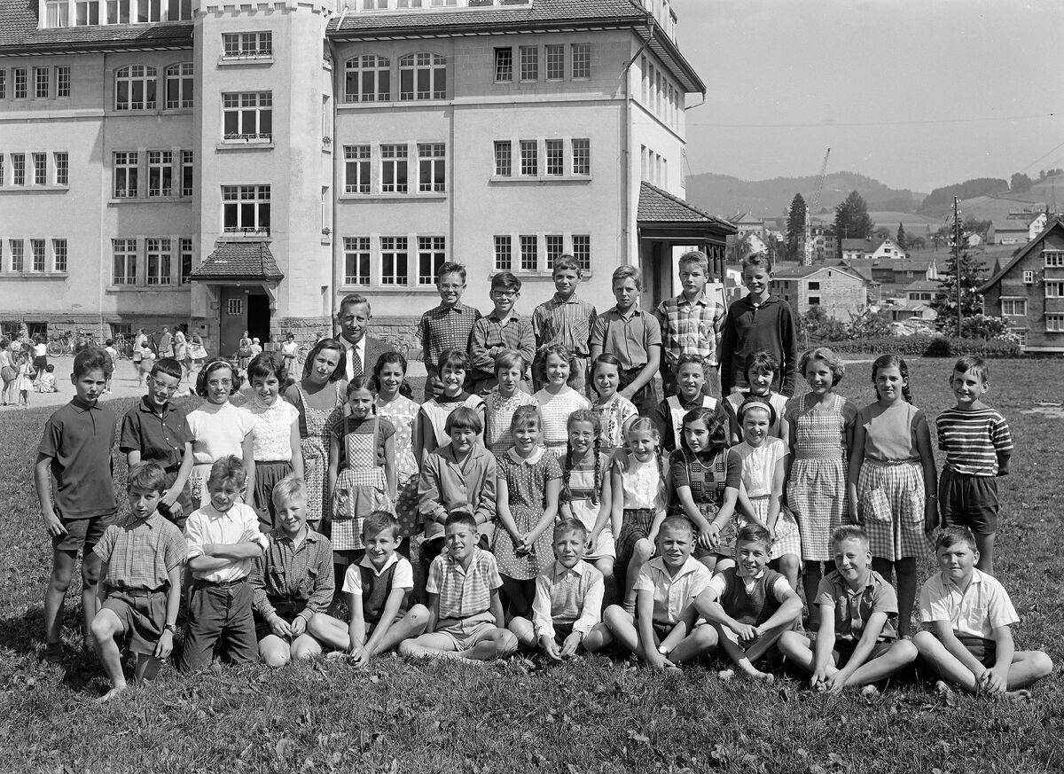 Klassenfotos Jahrgänge 1951 - 1960 – WikiSpeicher